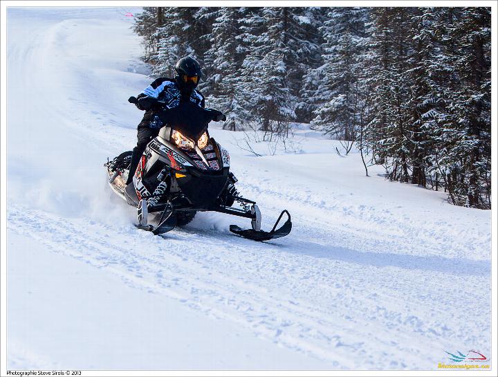 Mont Apica: un nouveau relais pour les motoneigistes - Magazine ...