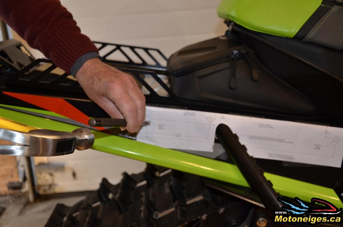 How to install the Kimpex Seat Jack, step by step - SledMagazine.com