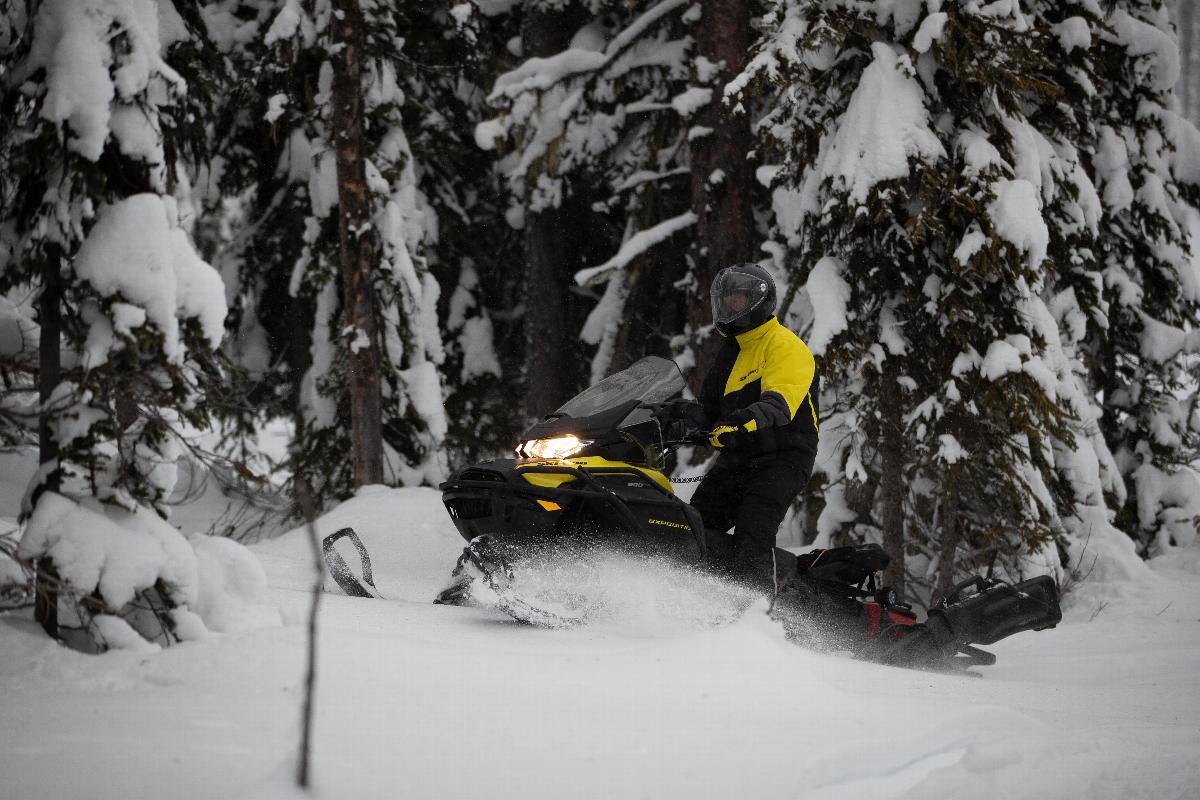 Ski-Doo Once Again Revolutionizes the Utility Snowmobile in 2020 ...