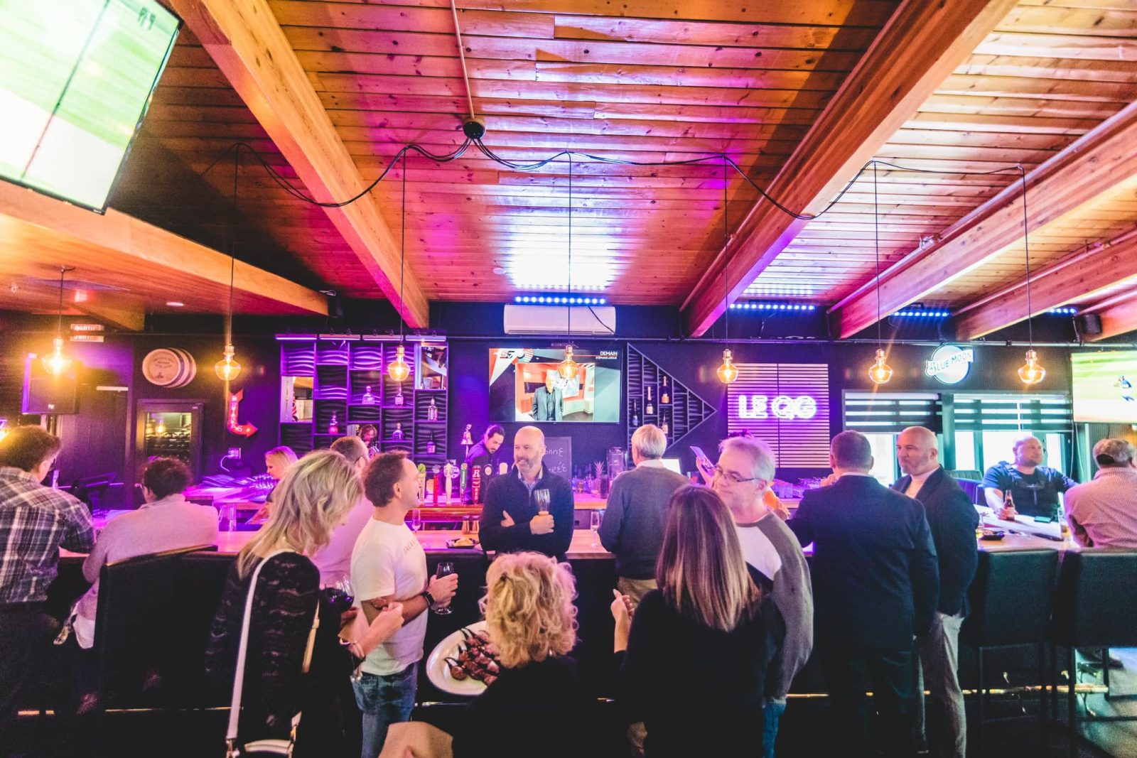 Resto-Pub St-Joseph - SledMagazine.com