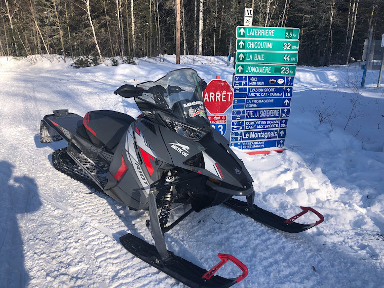 Review: 2022 Arctic Cat RIOT 8000 - SledMagazine.com
