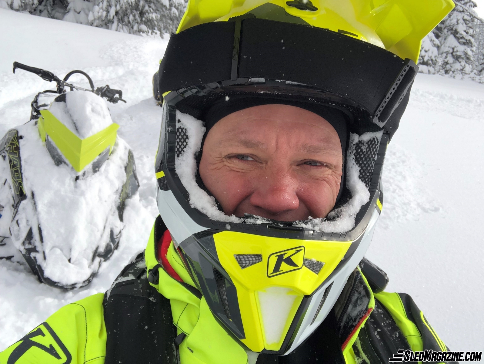 Polaris Matryx 850 Khaos Slash 155 2022 SledMagazine.com