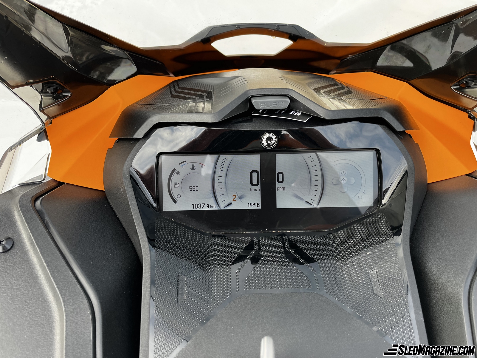 Test Drive of the BRP Expedition Se 900 ace Turbo R 2023 Snowmobile