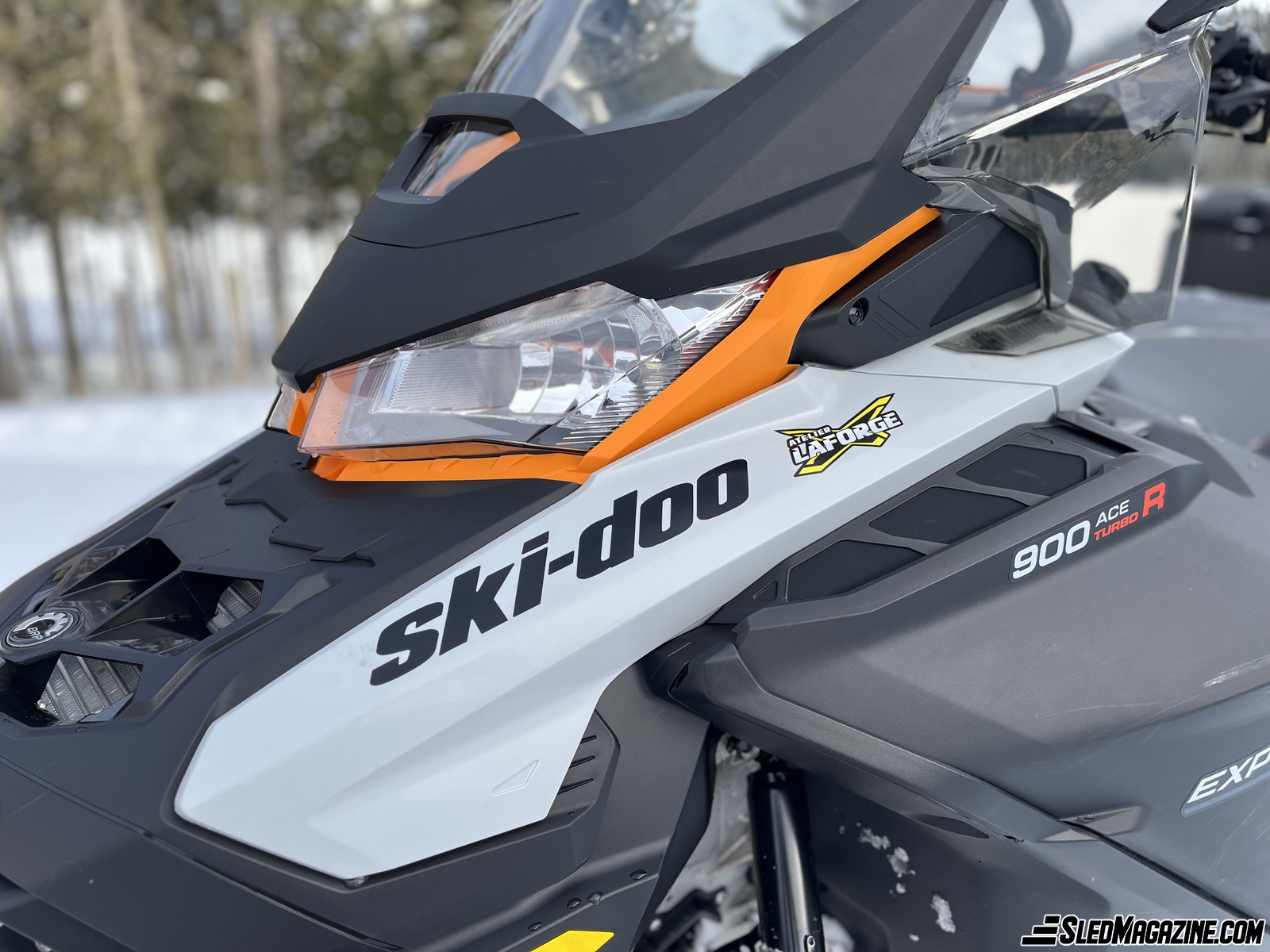 Test Drive of the BRP Expedition Se 900 ace Turbo R 2023 Snowmobile