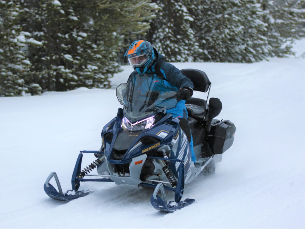 Sidewinder S-TX GT EPS 2024 | Magazine Motoneiges.ca