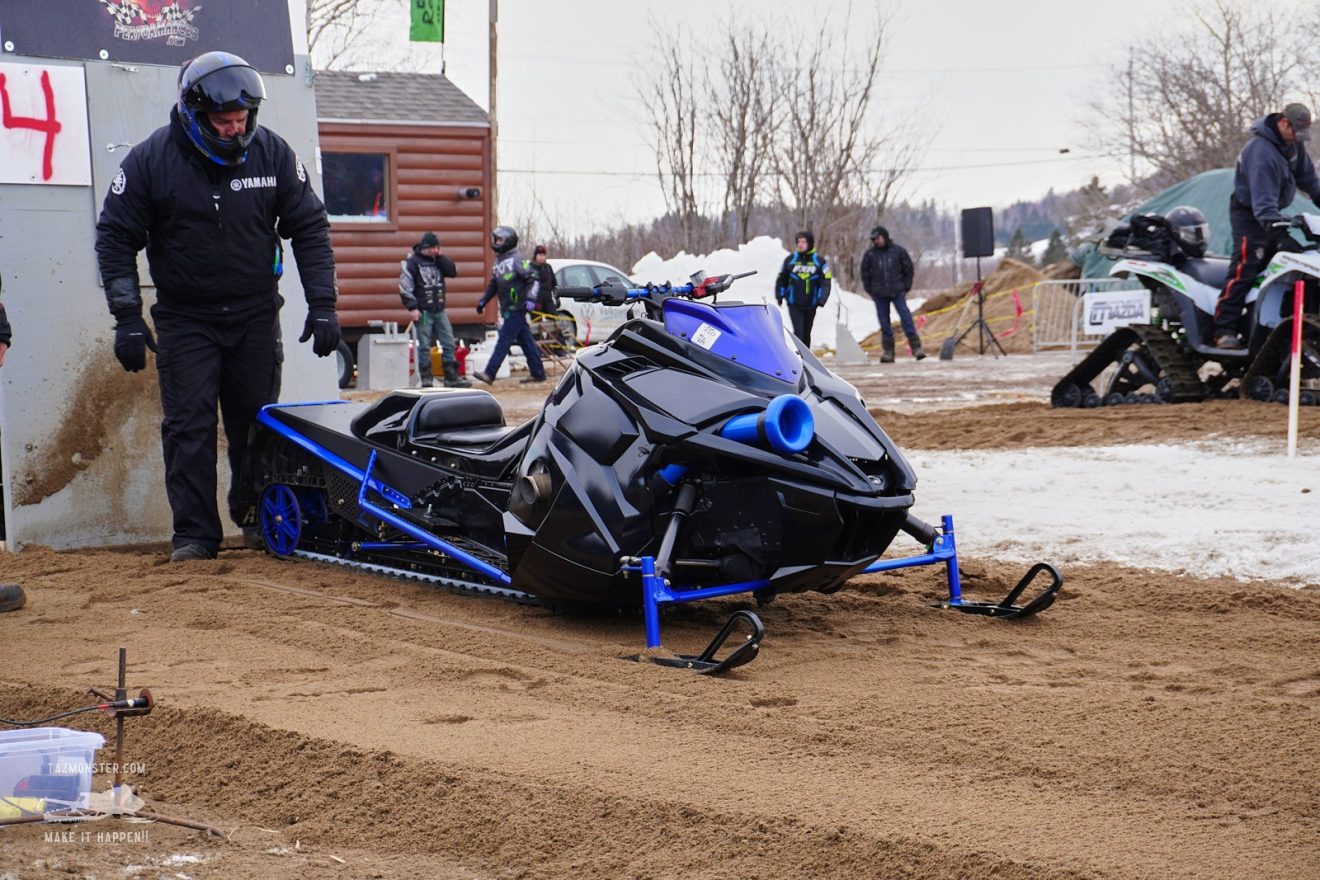 Snowmobile Drag Racing: My Escape from a Difficult Winter|SledMagazine.com