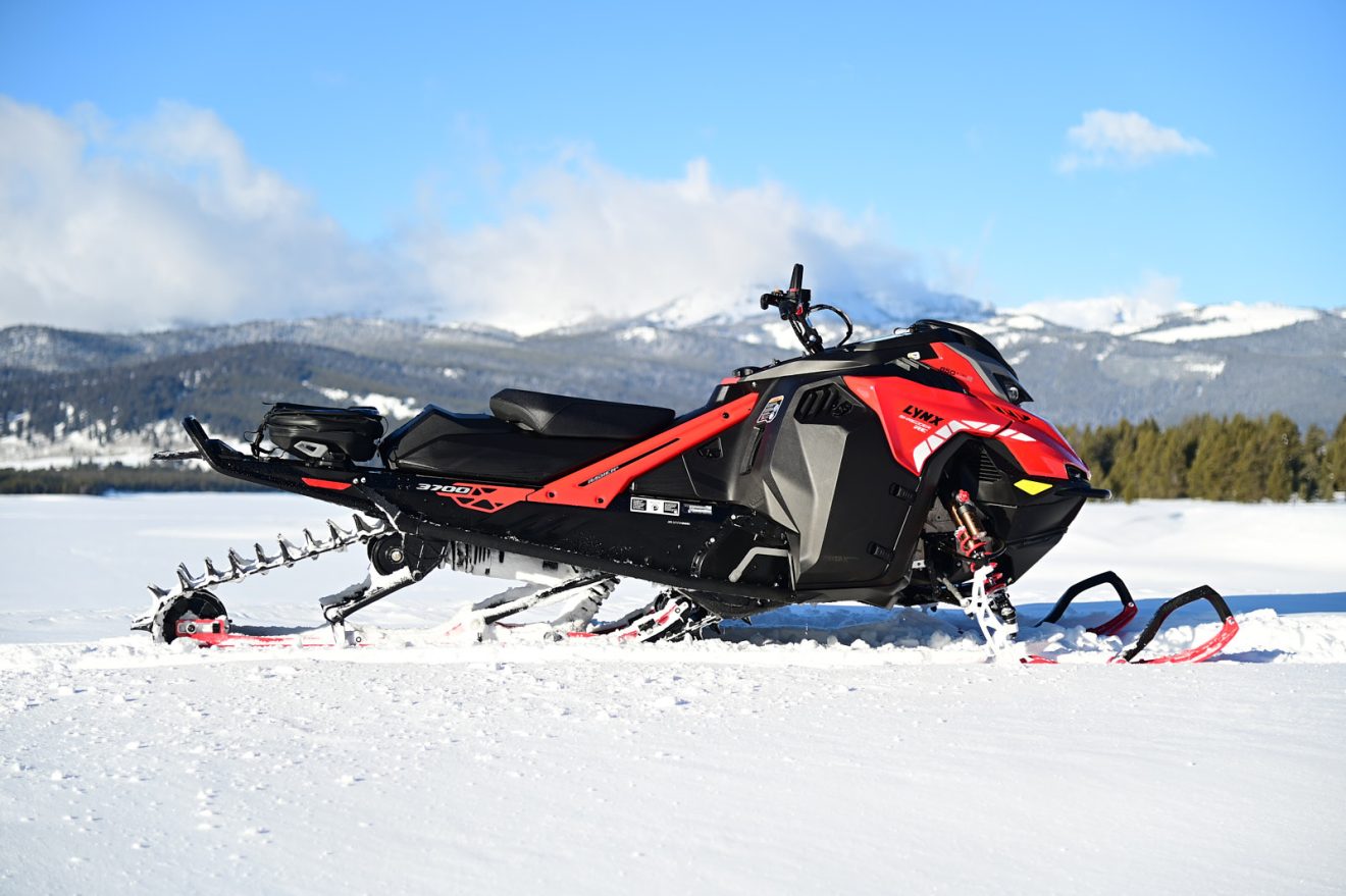 Best Mountain Snowmobiles for Women | 2026 Buyer’s Guide